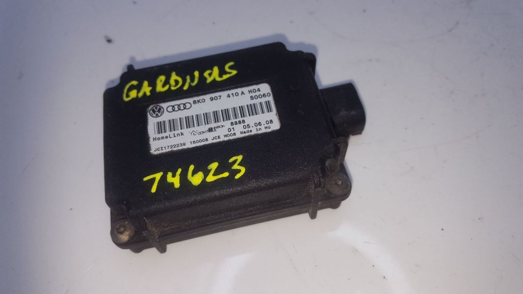 PORSCHE PORSCHE CAYENNE 2017-2018 Communication; (garage door opener ...