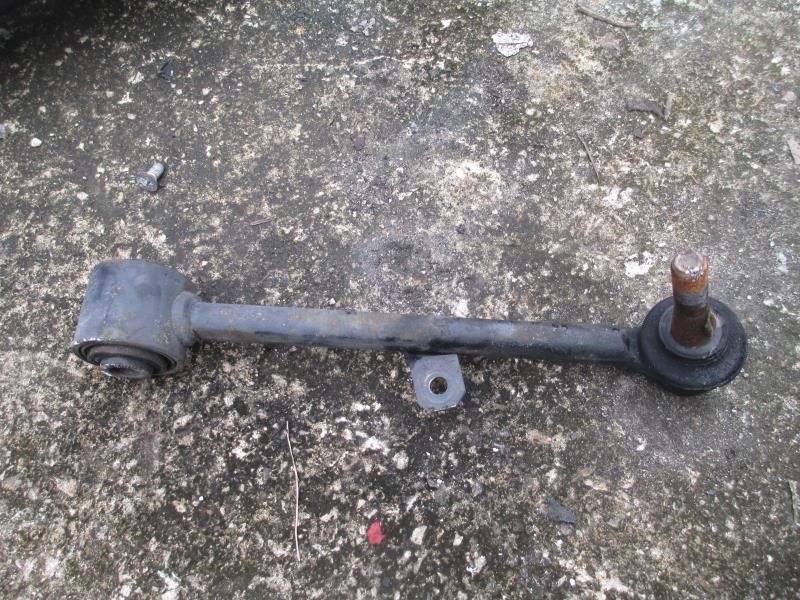 LEXUS IS250 10 (locating arms), Sdn, forward (adjustable), L. Lower ...