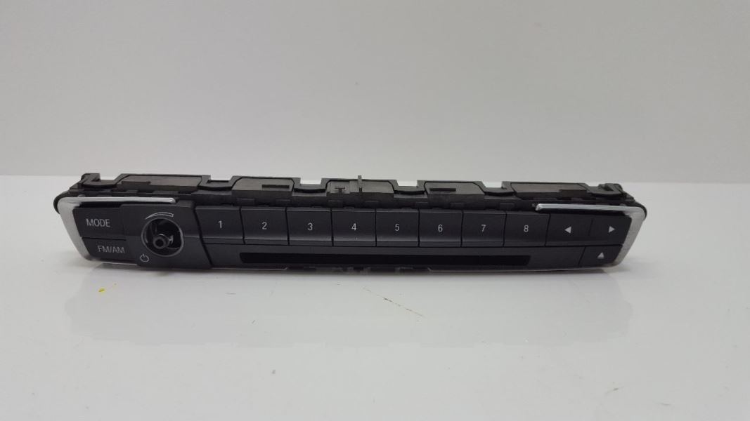 BMW 340i GT 17 control, dash mounted, w/navigation, from 03/01/17 Radio ...