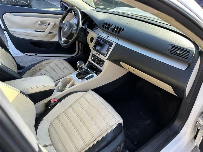 VOLKSWAGEN BEETLE 2018-2019 (2.0L) Coolant Reservoir - Gardner Auto Parts